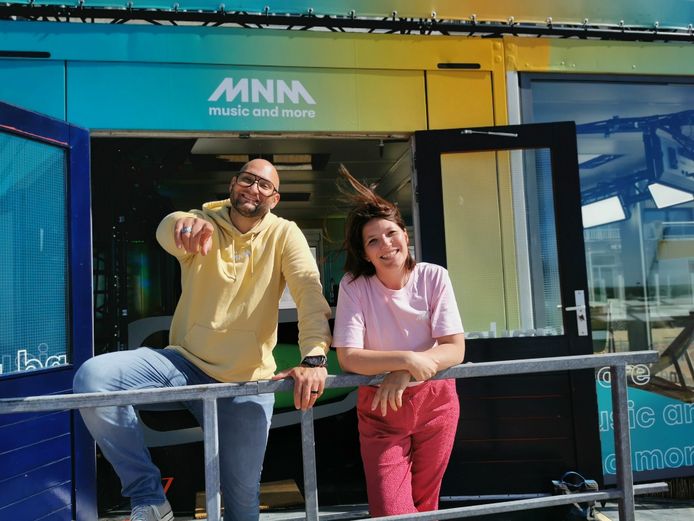 MNM is gestart met zijn uitzendingen vanop de zeedijk in Blankenberge ...