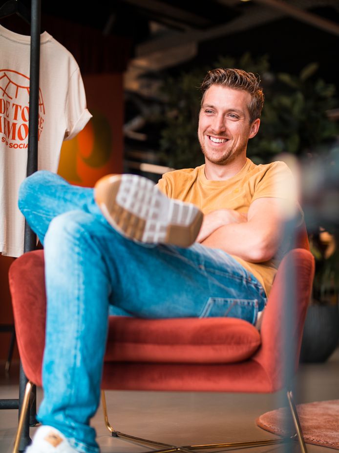Meester Roy bereikt miljoenen leerlingen met zijn grappige én ...