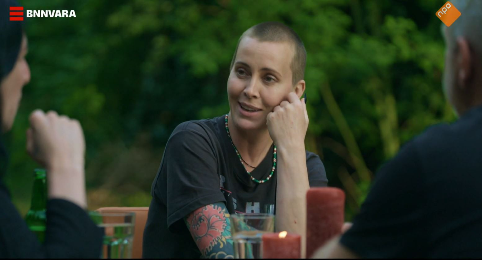 Anouk blikt terug op haar moeilijkste momenten: “Drie keer met ...