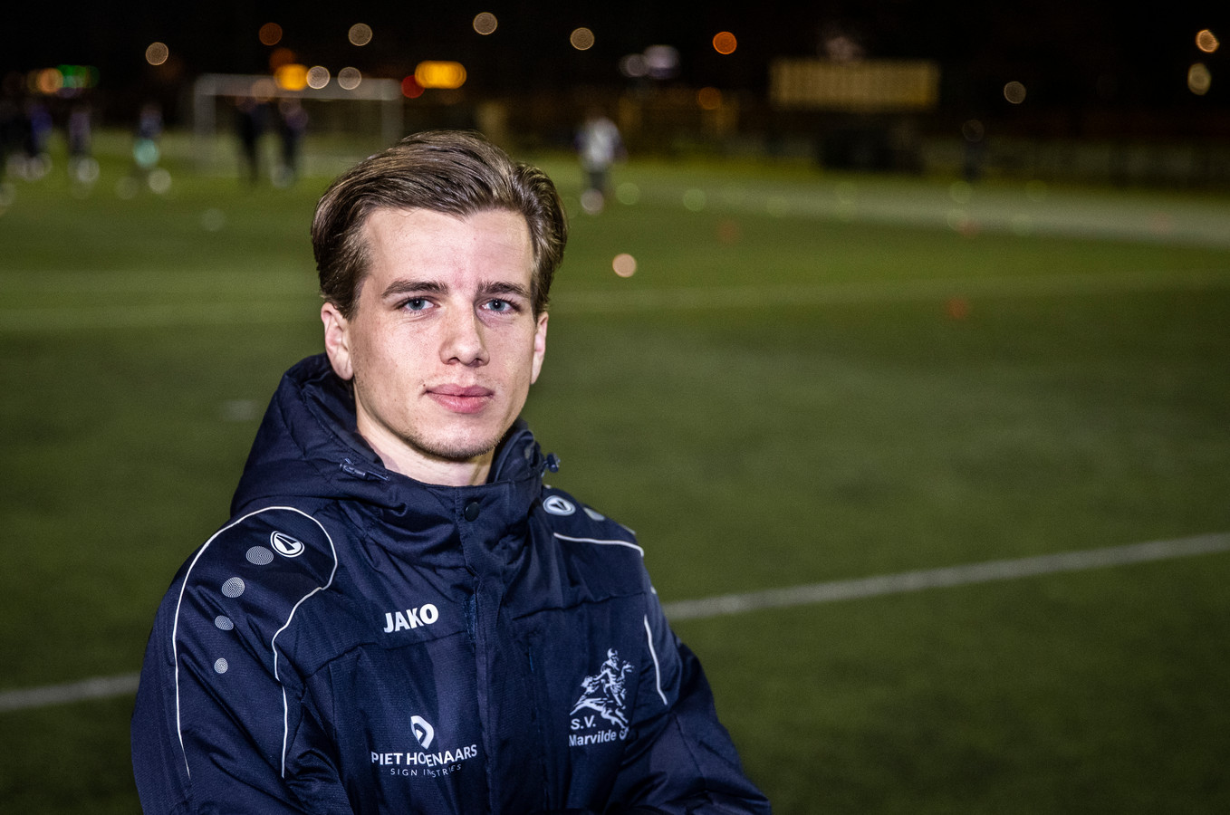 Marvilde-spits Sil van Herwijnen gaat in Amsterdam wonen en voetballen ...