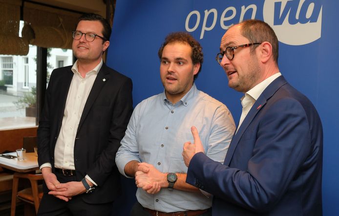 Team Waregem zag nipt derde zetel tussen vingers glippen: “55% van de kiezers stemde voor ...