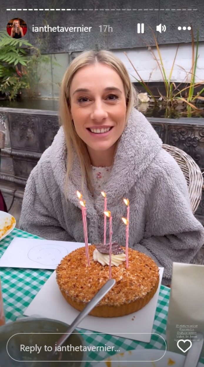 BV 24/7. Sarah Puttemans woont modeshow bij in Parijs en Lindsay viert de verjaardag van haar ...