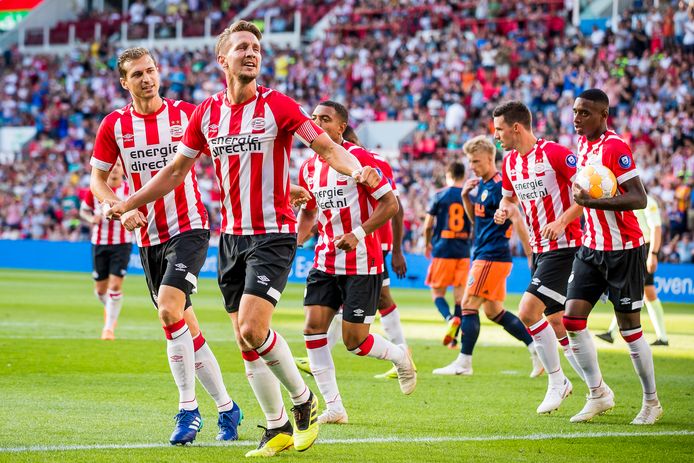 PSV sluit open dag in stijl af met zege op Valencia | PSV | ed.nl