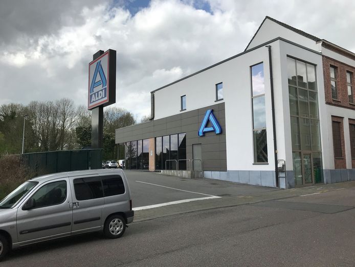 Vernieuwde Aldi-supermarkt opent zaterdag de deuren | Temse | hln.be