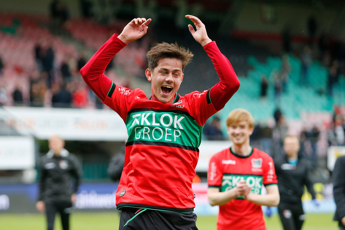 NEC-middenvelder De Wolf maakt na lijdensweg eerste minuten van seizoen ...