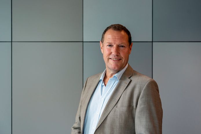 Het grasmaaien is een work-out voor nieuwslezer Erik van der Pol: ‘Ik ...