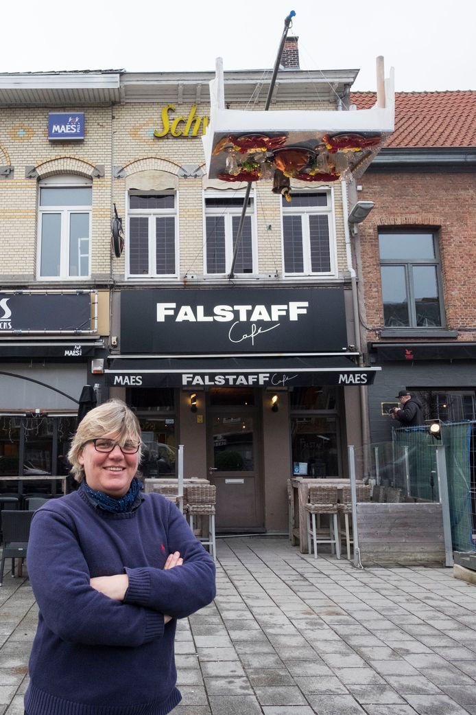 Café Falstaff zet Zimmerplein op zijn kop | Lier | hln.be