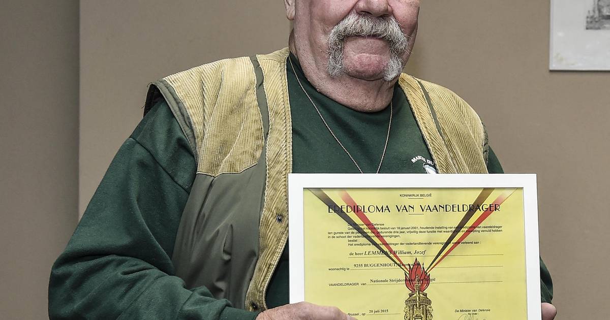 William Lemmens (72) krijgt erediploma van Vaandeldrager | Buggenhout | hln.be