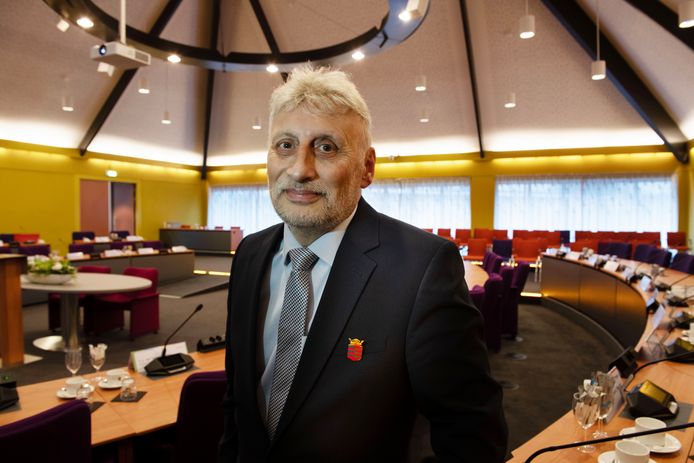 Bode Richard (63) kiest na dertig jaar gemeente voor een switch: hij ...