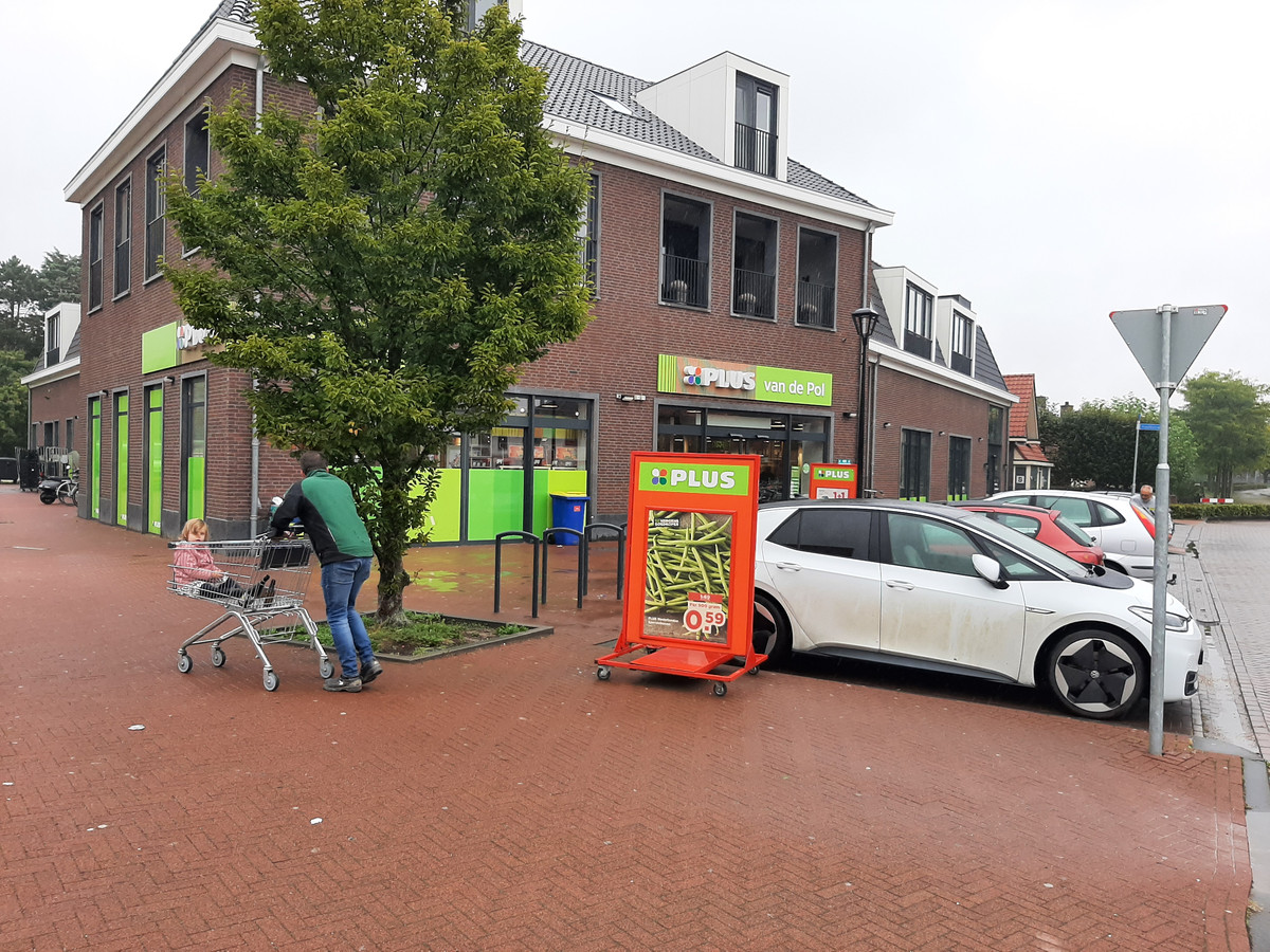 Vier jaar oude supermarkt in Kesteren alweer verbouwd wegens ...