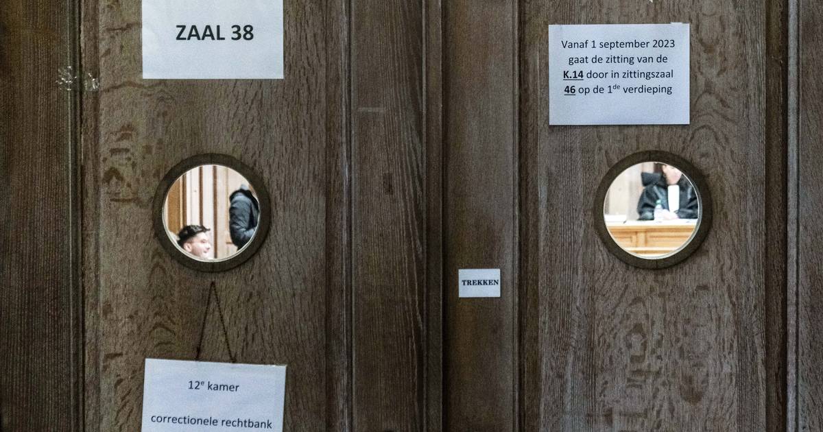 Zes maanden met uitstel voor man (78) na aanranden buurvrouw: “Ik vond ... Zes maanden met uitstel voor man (78) na aanranden buurvrouw: “Ik vond ...