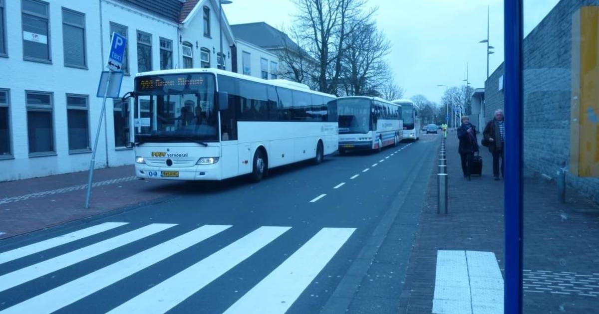 Volle bussen op traject Oss-Nijmegen | Oss | bd.nl