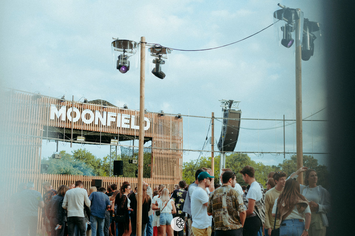 Waar is dat feestje? Zijn er nog tickets? En kan ik nog kamperen ...