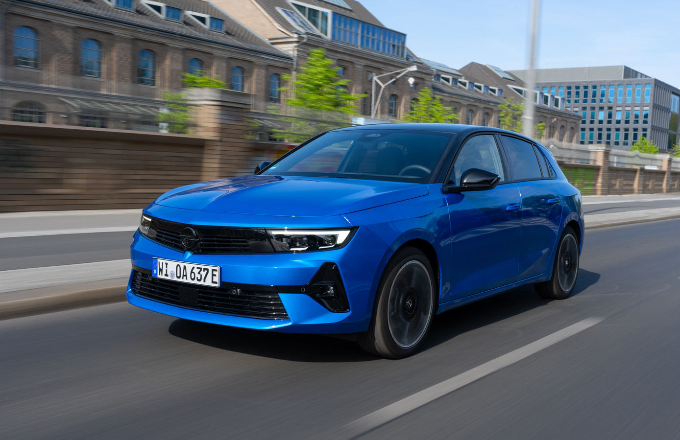 Onze autokenner testte de Opel Astra Electric: “Een verademing in ...