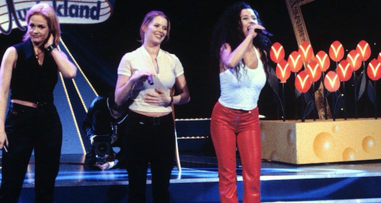 Je gelooft het niet: eigenlijk hoor je déze zangeres zingen in hit ...