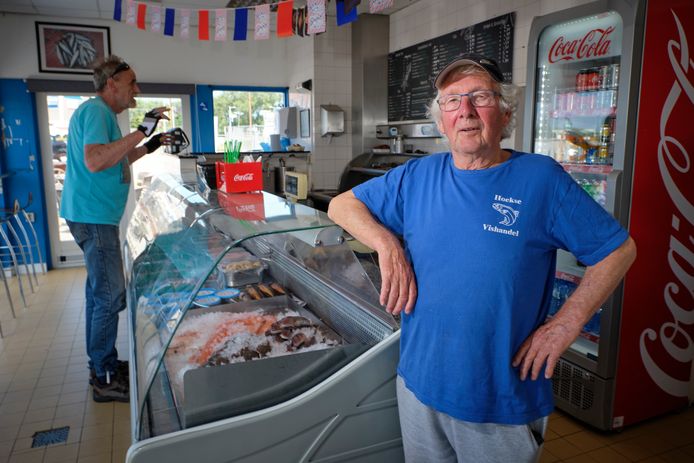 Klanten in tranen omdat viszaak moet wijken voor metro: ‘Het wordt ...