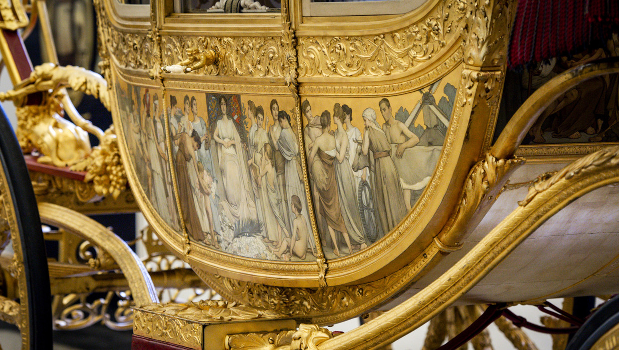 Gouden Koets te bekijken in het Loo, maar wel zonder omstreden paneel ...