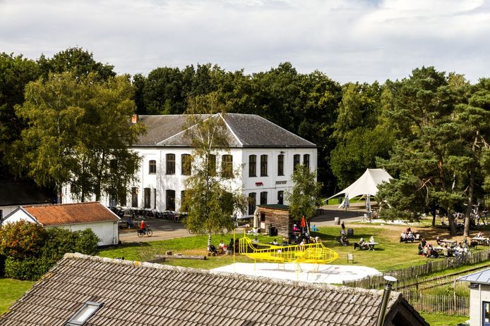 Drie maanden lang winterbar op Perron Noord: “Gevoel van chalet op ...