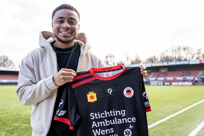 Vicente Besuijen vertrok wegens conflict met coach naar Excelsior ... Vicente Besuijen vertrok wegens conflict met coach naar Excelsior ...