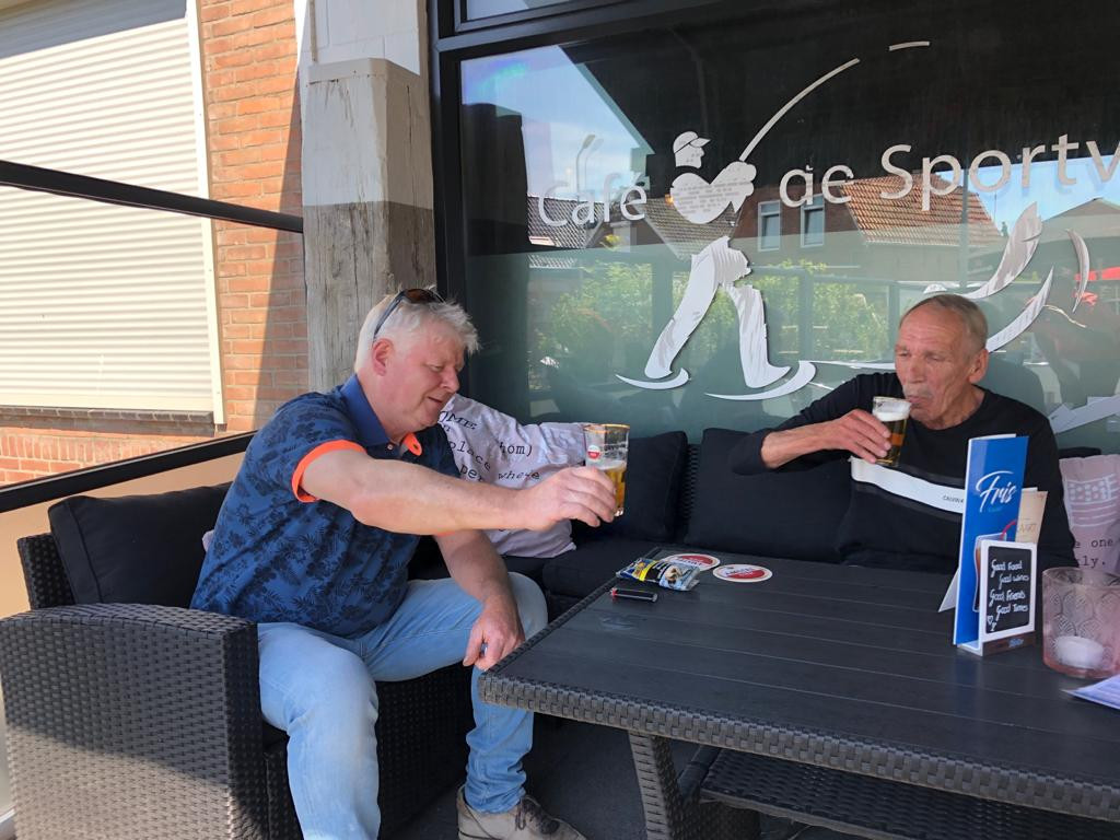 Terrassen in Zeeland zijn weer open: ‘Die leegte was onwerkelijk ...
