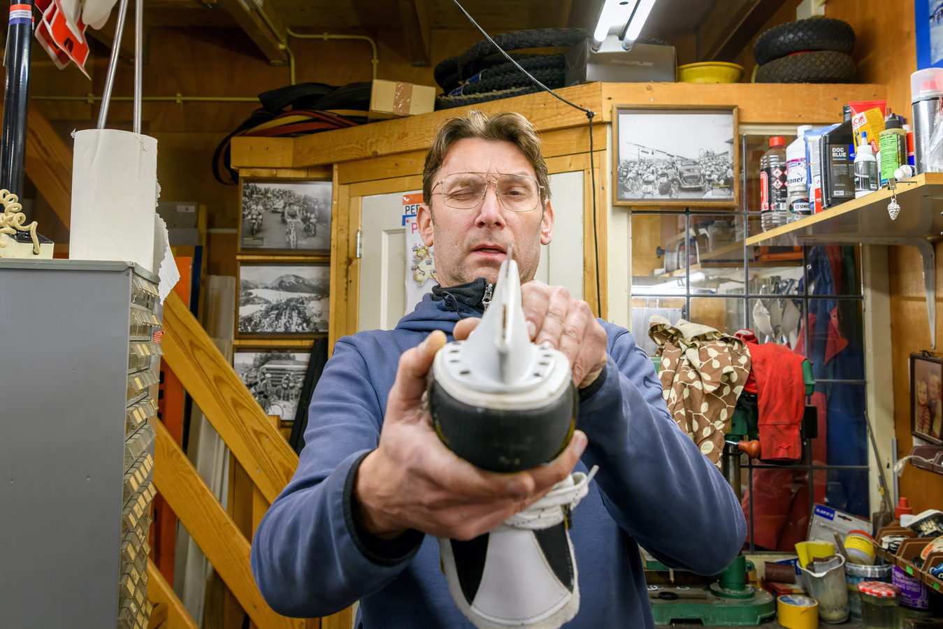 Schaatskoorts neemt toe en dat merkt de schaatsenslijper: 'Als je op de ...
