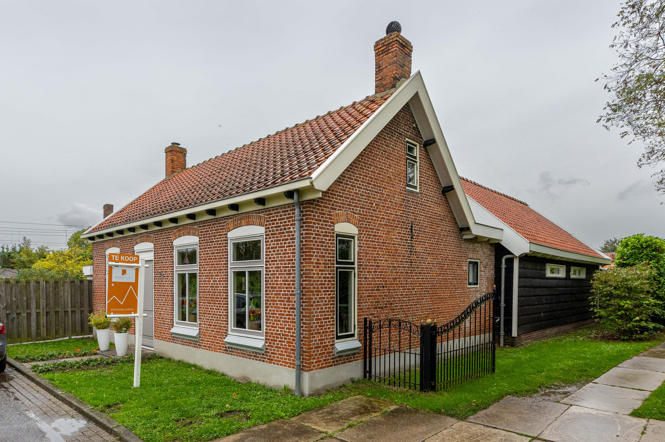 Gerlien en William stripten het hele huis en nu het af is gaan ze ...