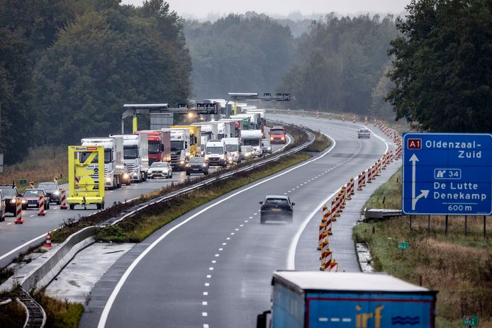 Maatregelen op A1 na tweede dodelijke ongeluk in file voor grenscontrole | Binnenland | destentor.nl