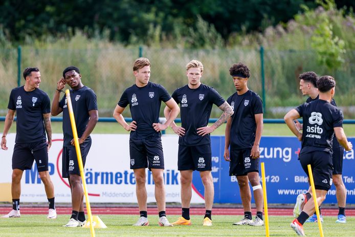 Heracles houdt doelman Brouwer na alle commotie even in de luwte ...