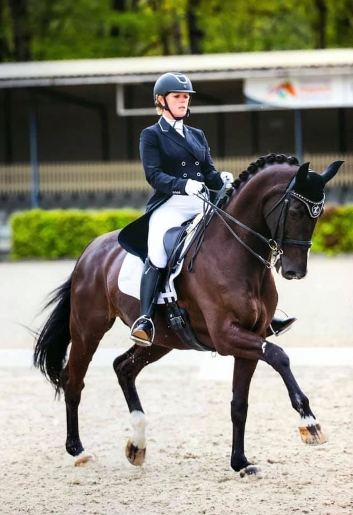 Amazone Van Nispen houdt groot paardenevenement in Schijndel voor KWF ...