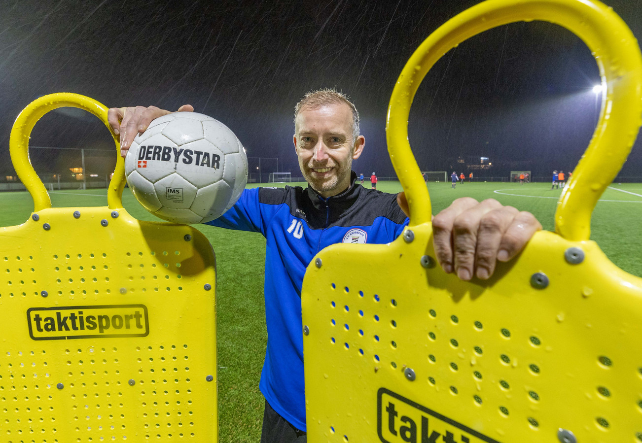 Danny Weber heeft geen twijfels meer: ‘Voetbal blijft het leukste wat ...