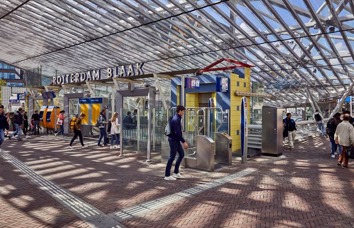 Let op: vanaf dit weekend stoppen er geen treinen op Rotterdam Blaak ...