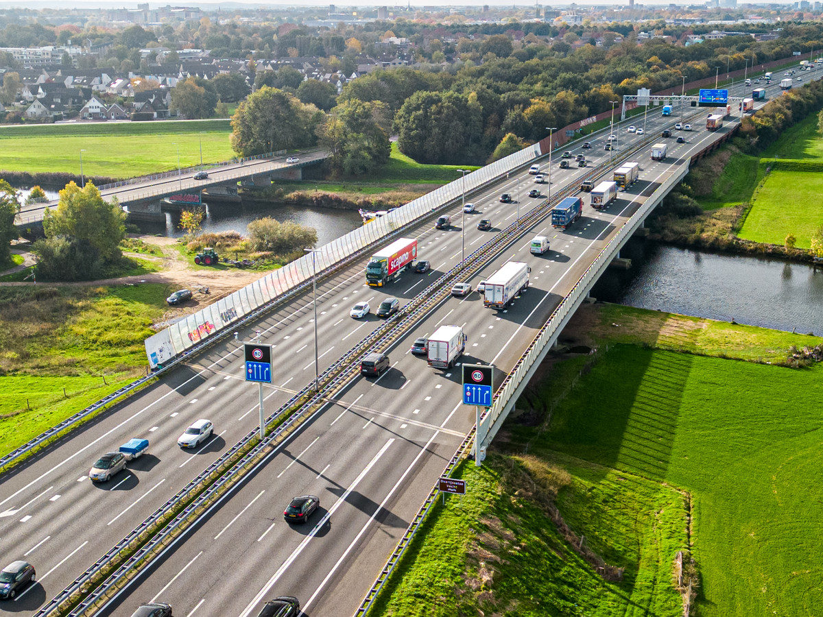 Dit moet je doen wanneer je vluchtstrook plotseling spitsstrook wordt ...