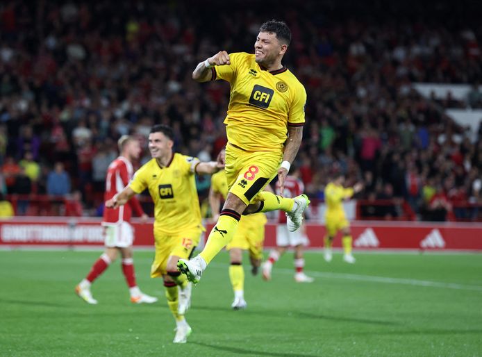 Gustavo Hamer scoort bij debuut in Premier League, Royal Antwerp ...