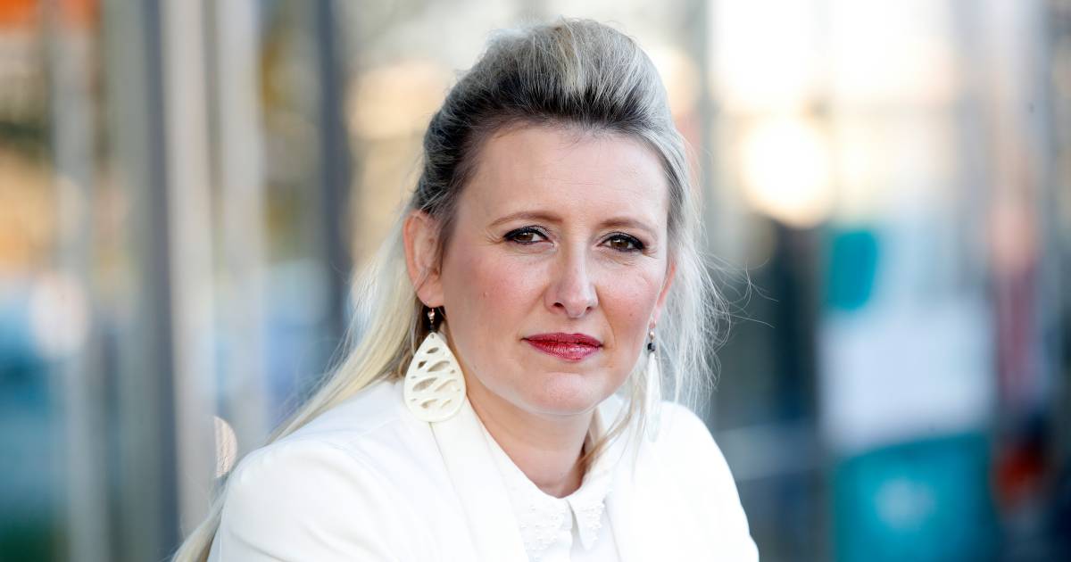 Drie maanden na de geboorte van hun derde kind samen wonen Trisha en ...