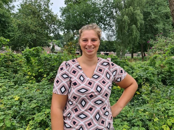 Kaylie (21) wil kraamverzorgster worden: ‘Toen mijn nichtjes geboren ...