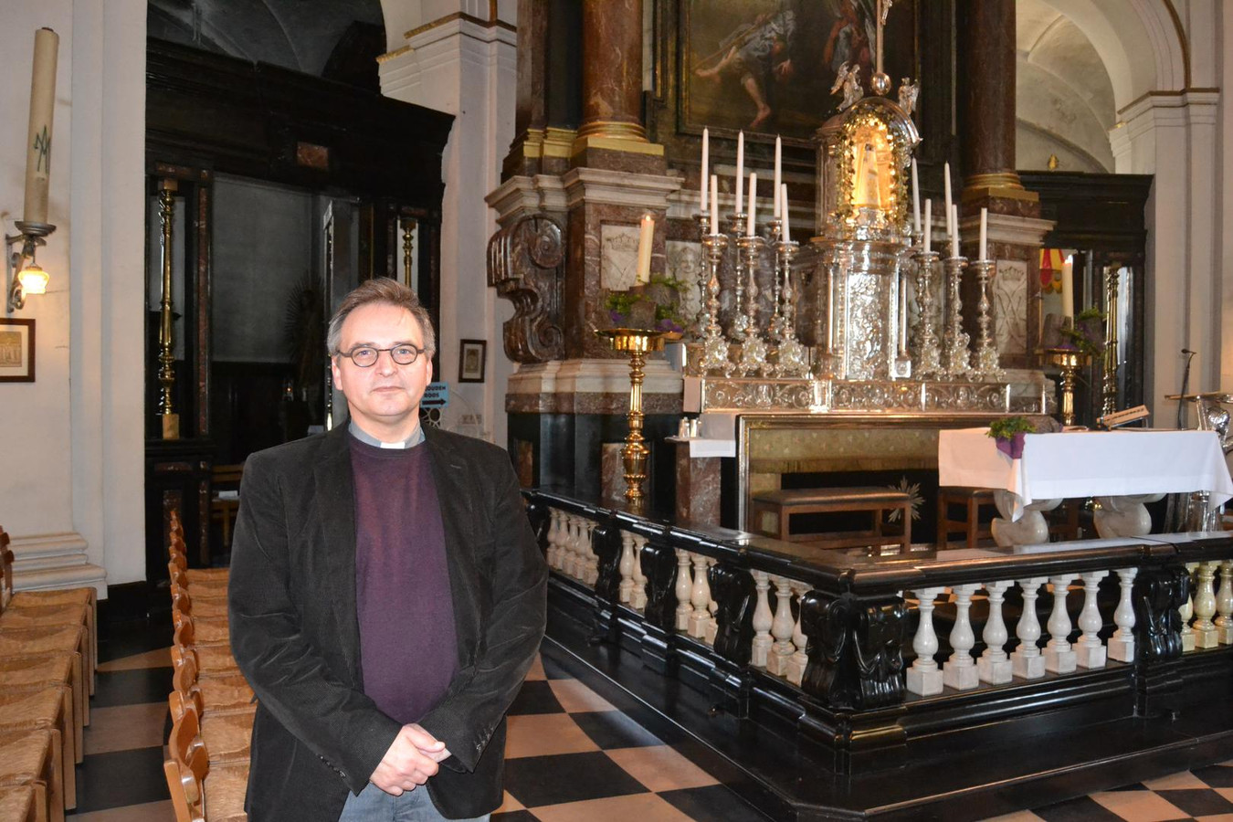 PORTRET. Gewezen Gents bisschop Luc Van Looy (80) benoemd tot kardinaal ...