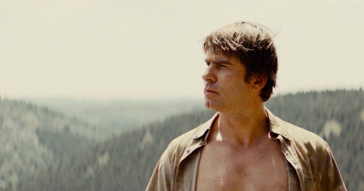 TRAILER. Kevin Janssens zoekt (in blote poep) naar zijn hamerke in ‘De ...