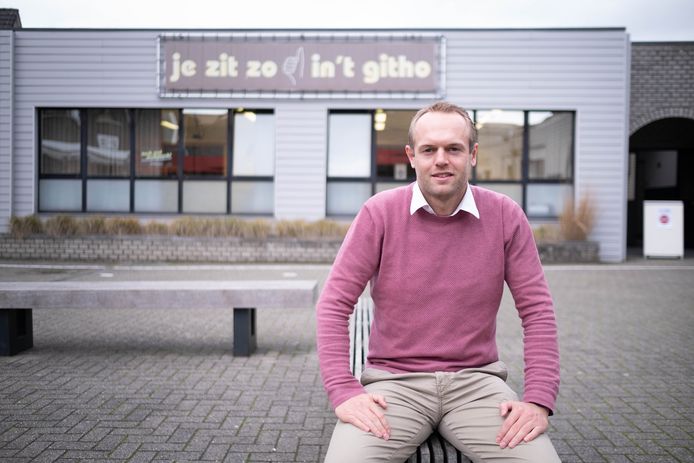Voor één keer niet dansen, maar examens afleggen in de Gildenzaal ...