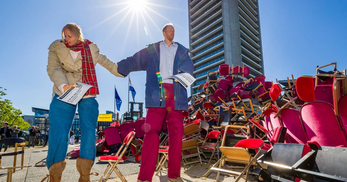 Als cultuur opnieuw flinke klappen krijgt, steken Jetse en Wendell hun ...