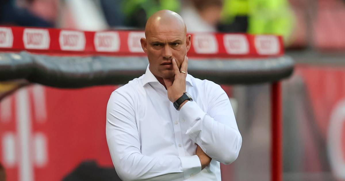 Willem II-coach Hofland verwacht captain Pol Llonch snel terug | Willem ... Willem II-coach Hofland verwacht captain Pol Llonch snel terug | Willem ...