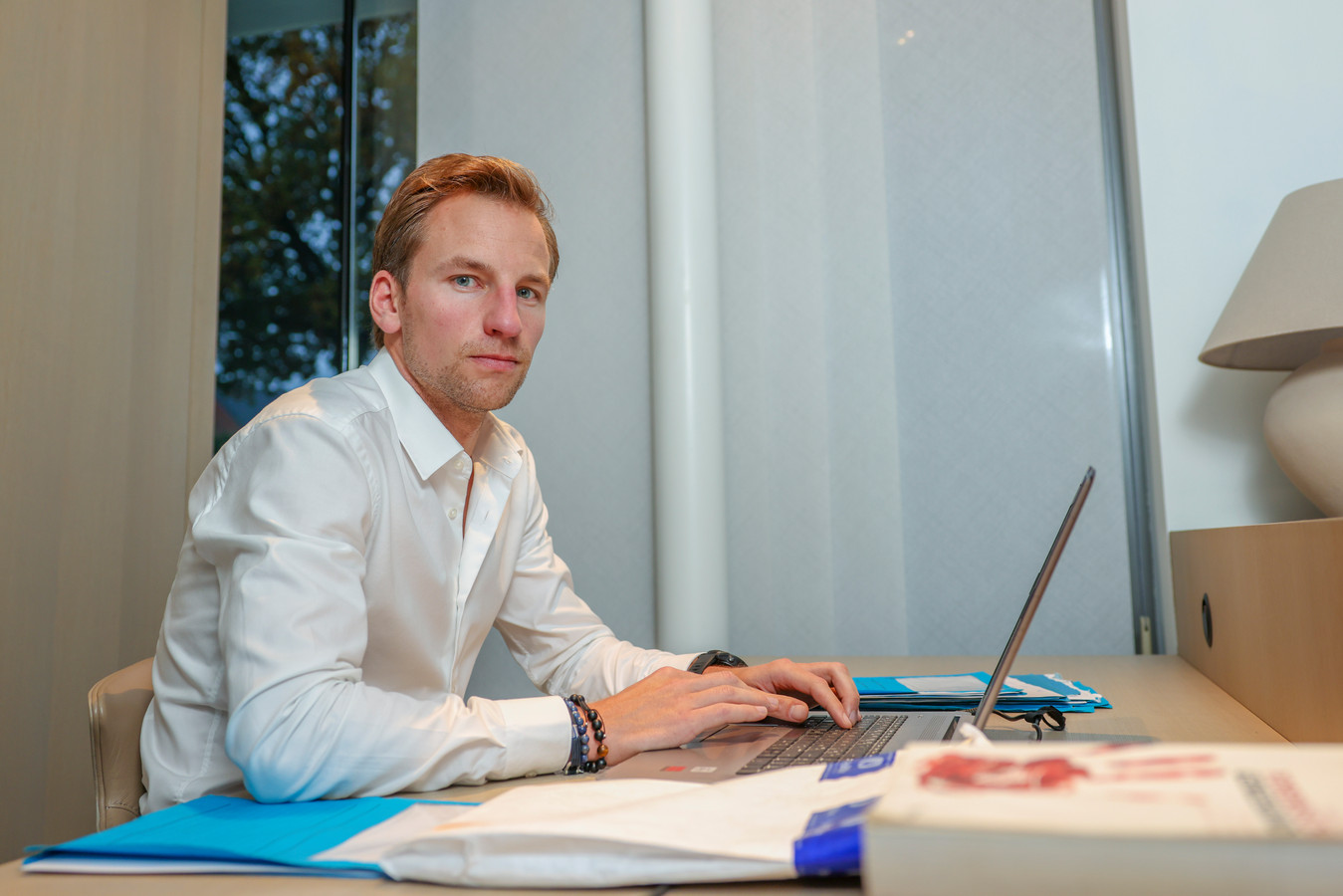 INTERVIEW. Jongste wetsdokter van het land vanaf vanavond op tv: “Een ...
