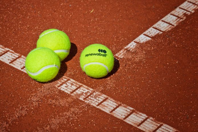 Renewaball produceert als enige ‘groene’ tennisballen: ‘Traditionele ...