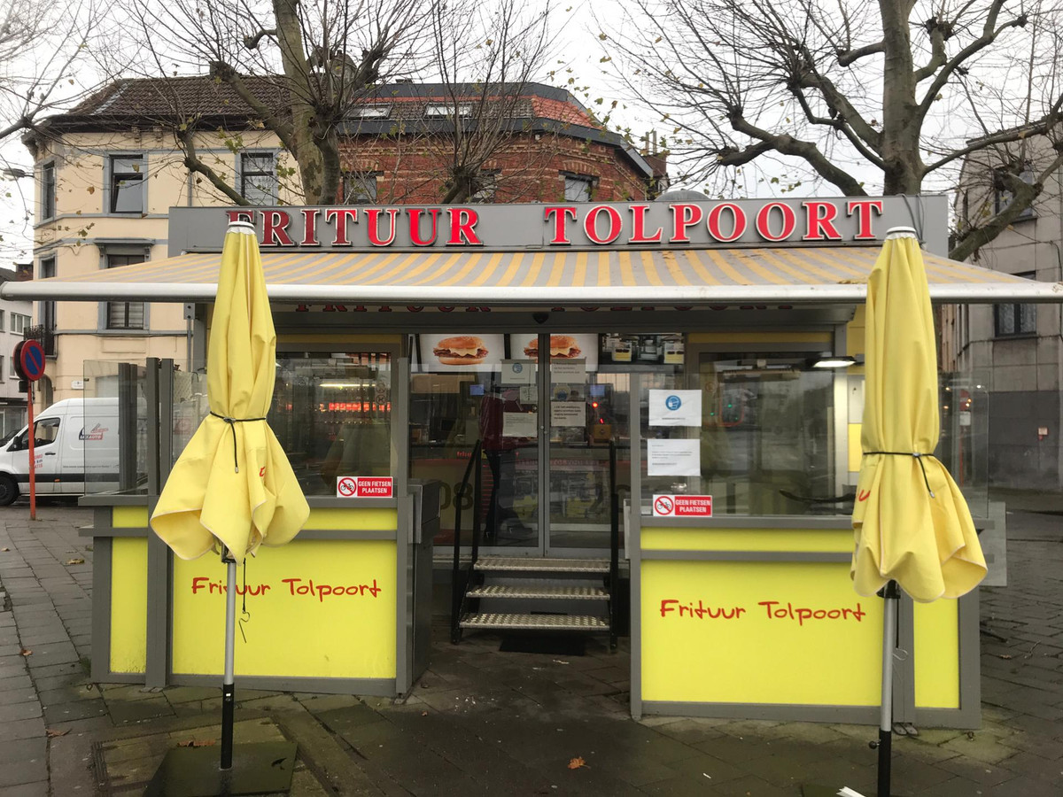 “De stoverijsaus is vermengd met de mayonaise. Het ziet er één groot ...