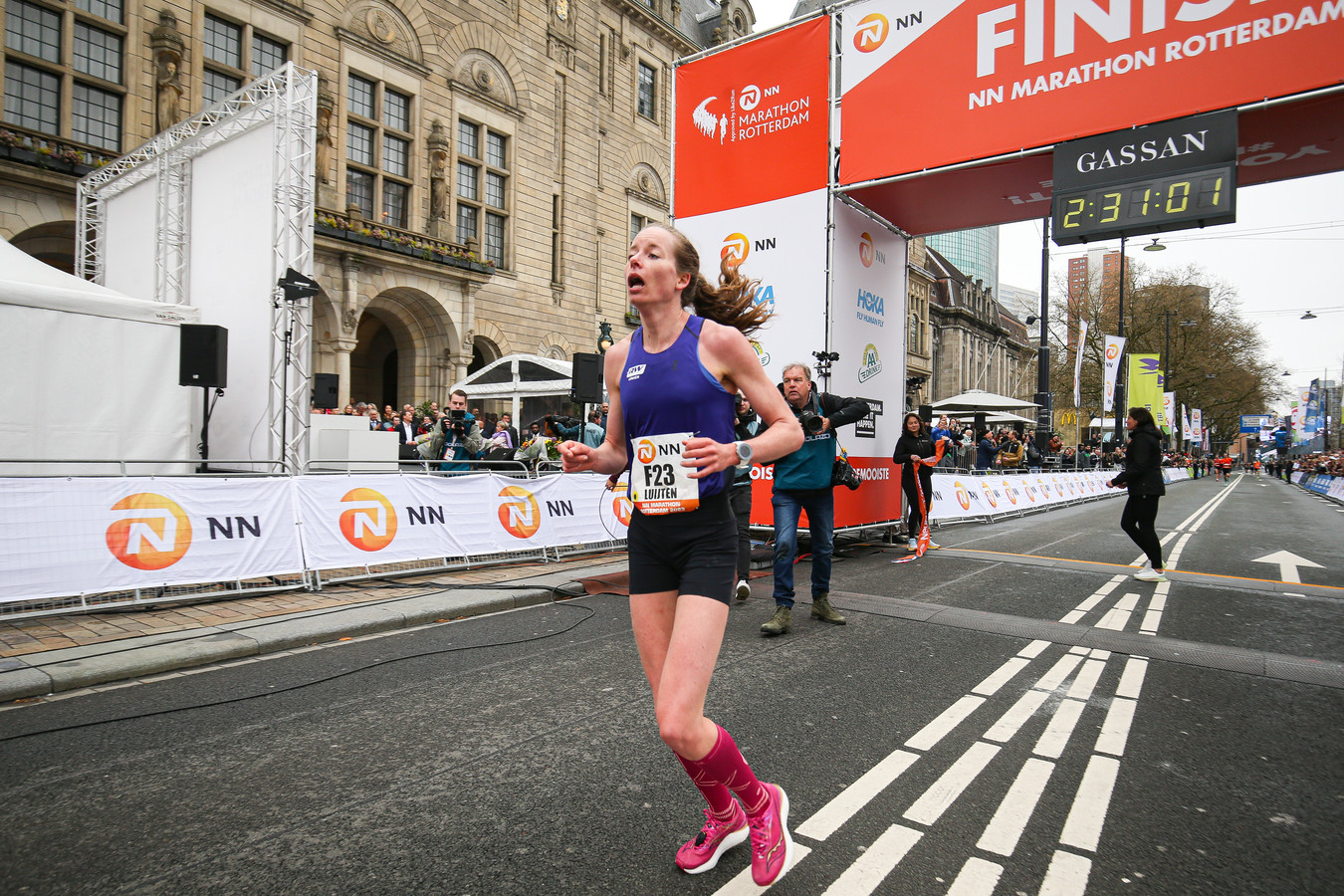 Arnhemse Anne Luijten Nederlands kampioene op de marathon | Foto | AD.nl