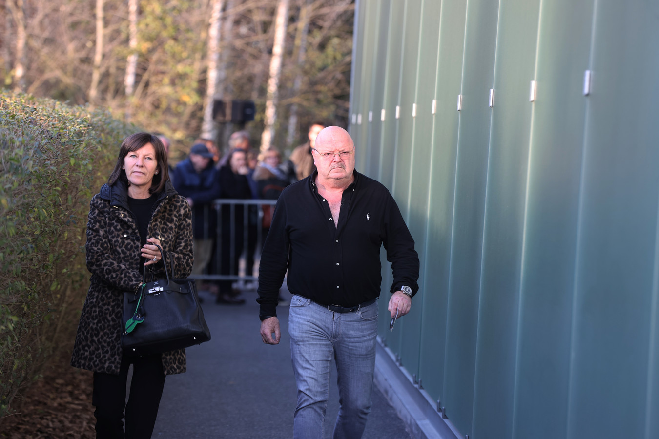 IN BEELD. Bekend Vlaanderen neemt afscheid van Nicole | Foto | hln.be