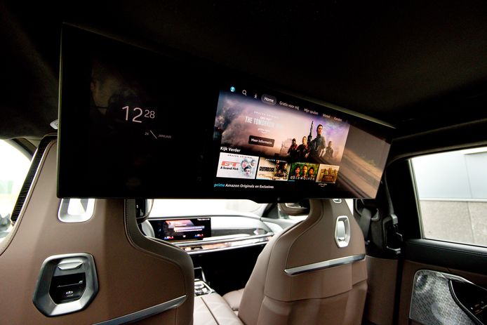 Test BMW i7: gigantisch beeldscherm achterin is beter dan de bioscoop ...