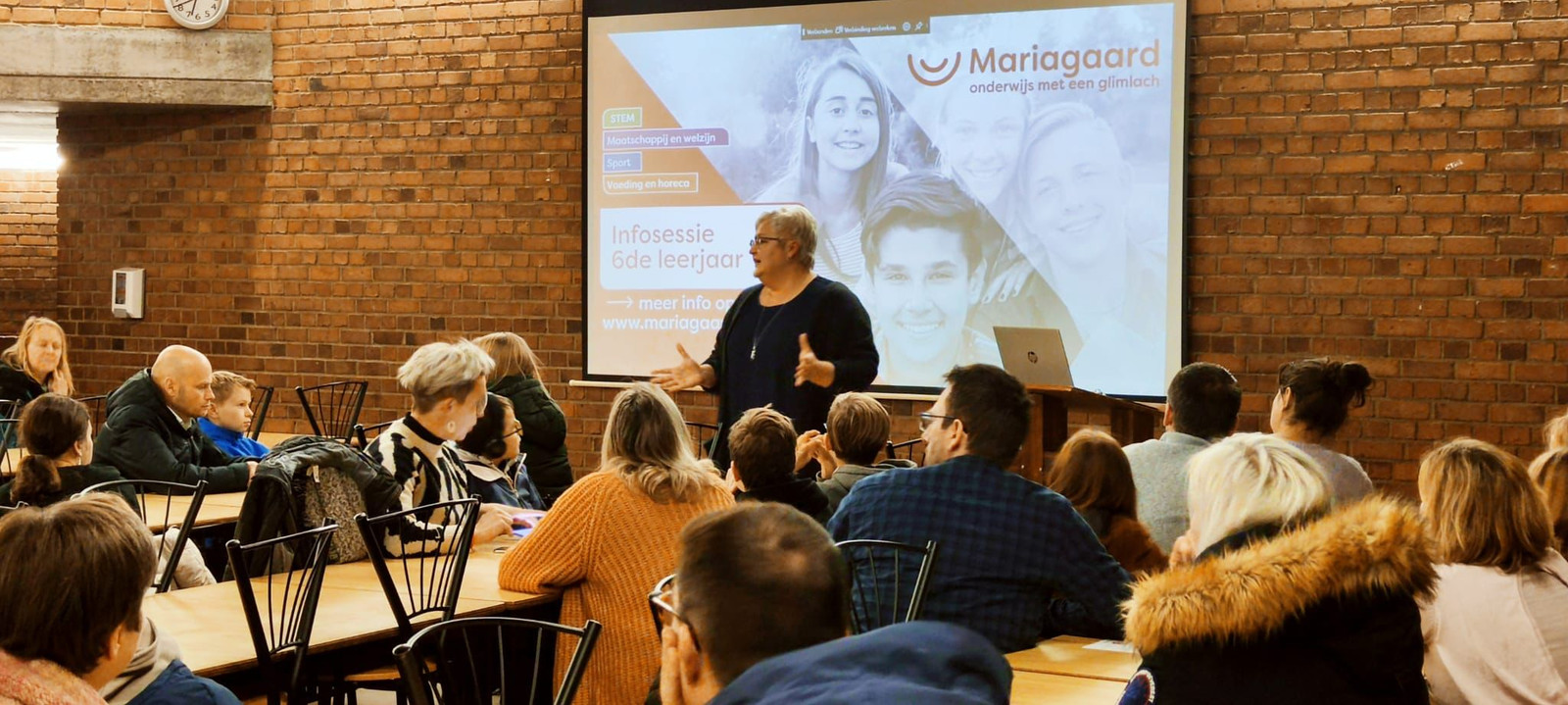 Een record: meer dan 130 gezinnen voor infoavond Mariagaard | Foto | hln.be