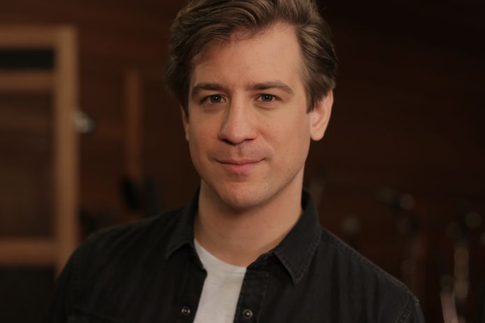 Timo Descamps maakt muzikale comeback met ‘Nu ik jou ken’ | Muziek | hln.be