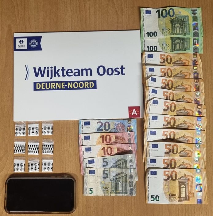 Een minderjarige slaat op de vlucht en wordt later gevat na een ...