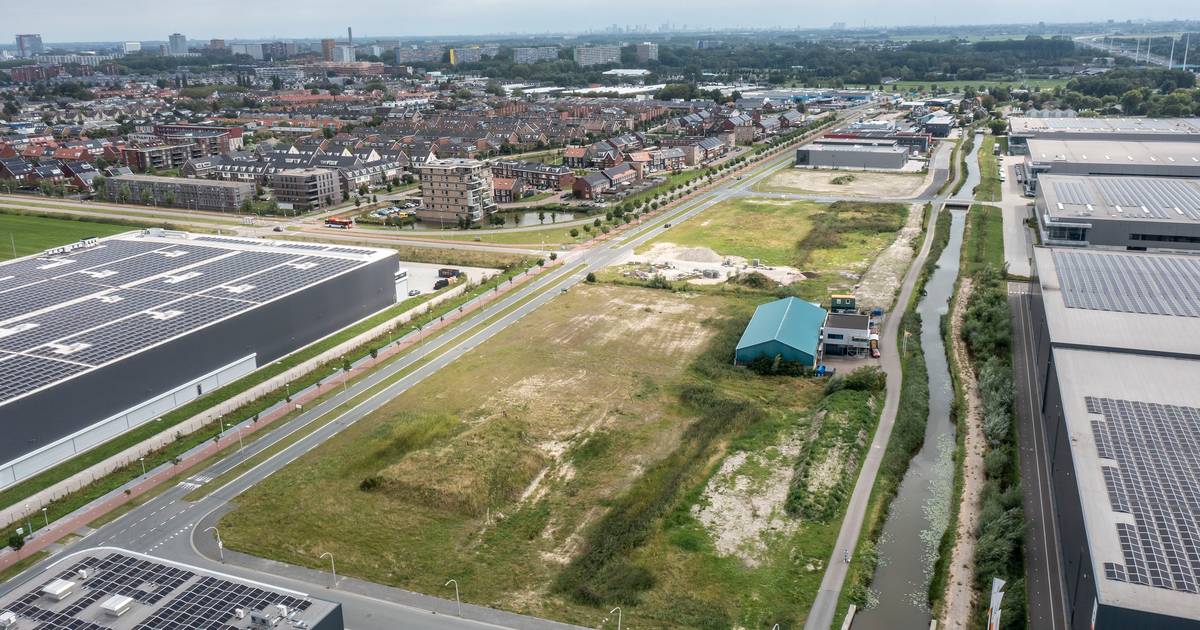 Azc en flexwoningen in Den Hoorn losgekoppeld: onderzoek naar andere ...